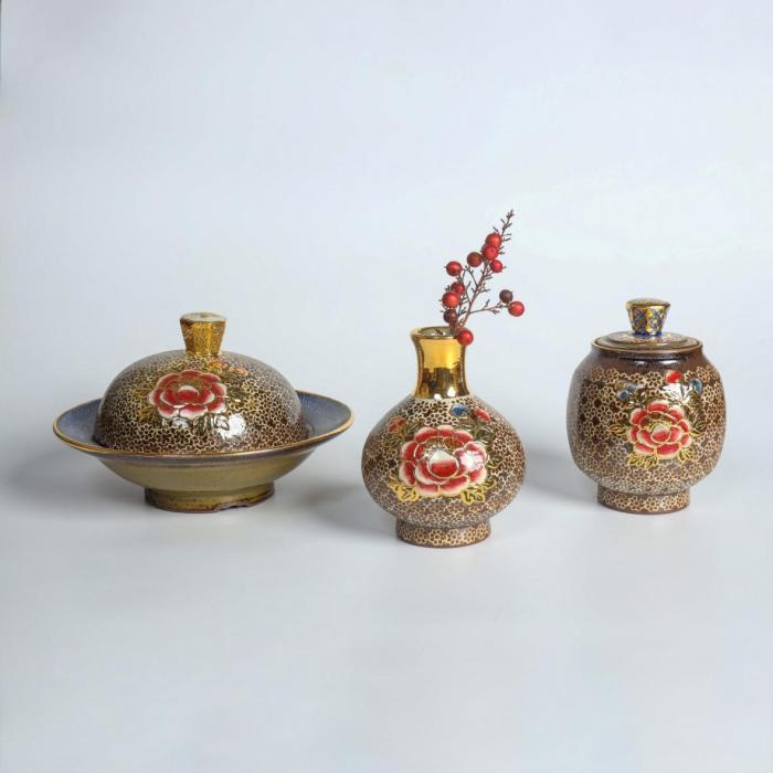 [YEWONYO] Buncheong Inhwamun Tea Caddy with Peony Pattern - wholesale ...